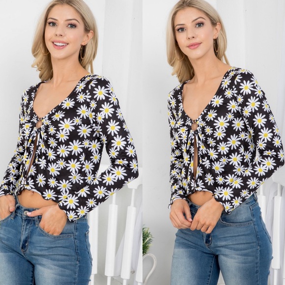 Tops | Daisy Floral Print Open Top | Poshmark